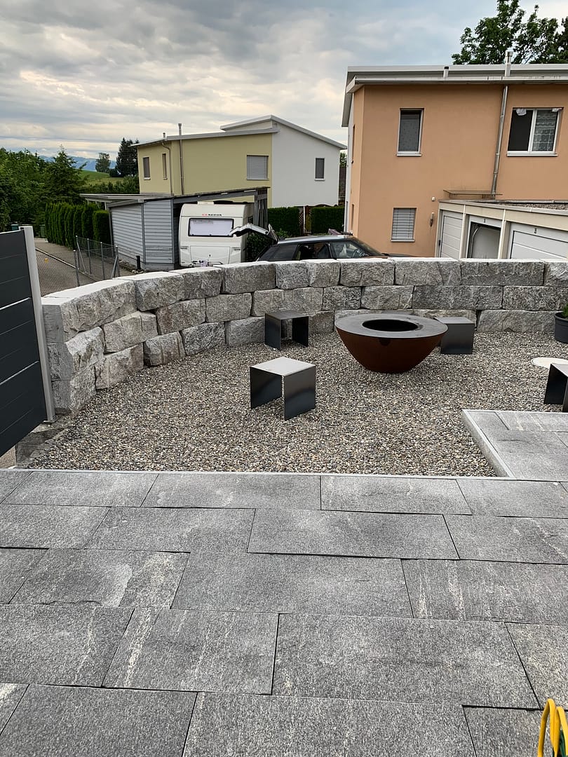 Wie kommt der Feuerring in unseren Garten - zenger-page.ch